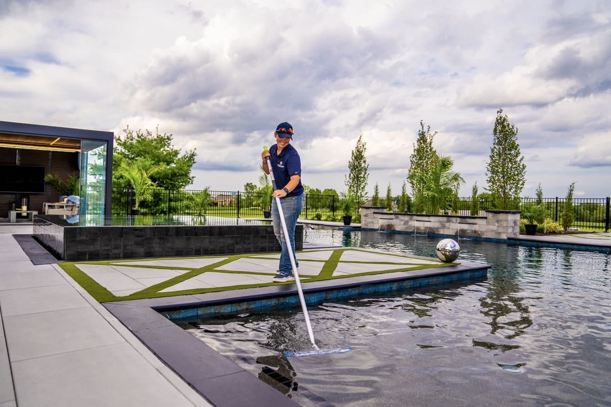 Pool Maintenance Service for Kansas City, MO Homeowners